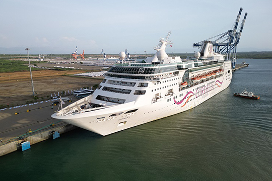 13 Ship calls to HIP from Cordelia Cruises from June to September ...